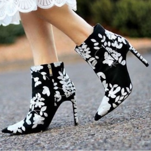 Shoes | Zara Black White Embroidered Floral Booties | Poshmark